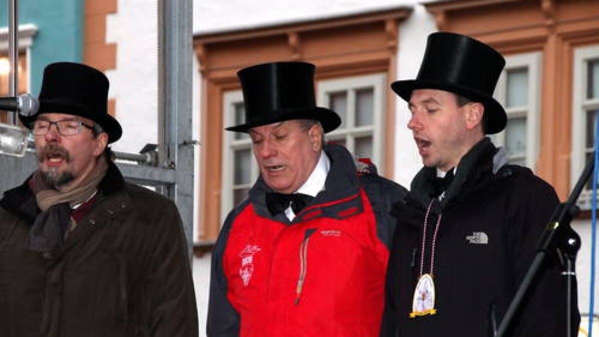 Weiberfastnacht und Sturm aufs Gothaer Rathaus 2016