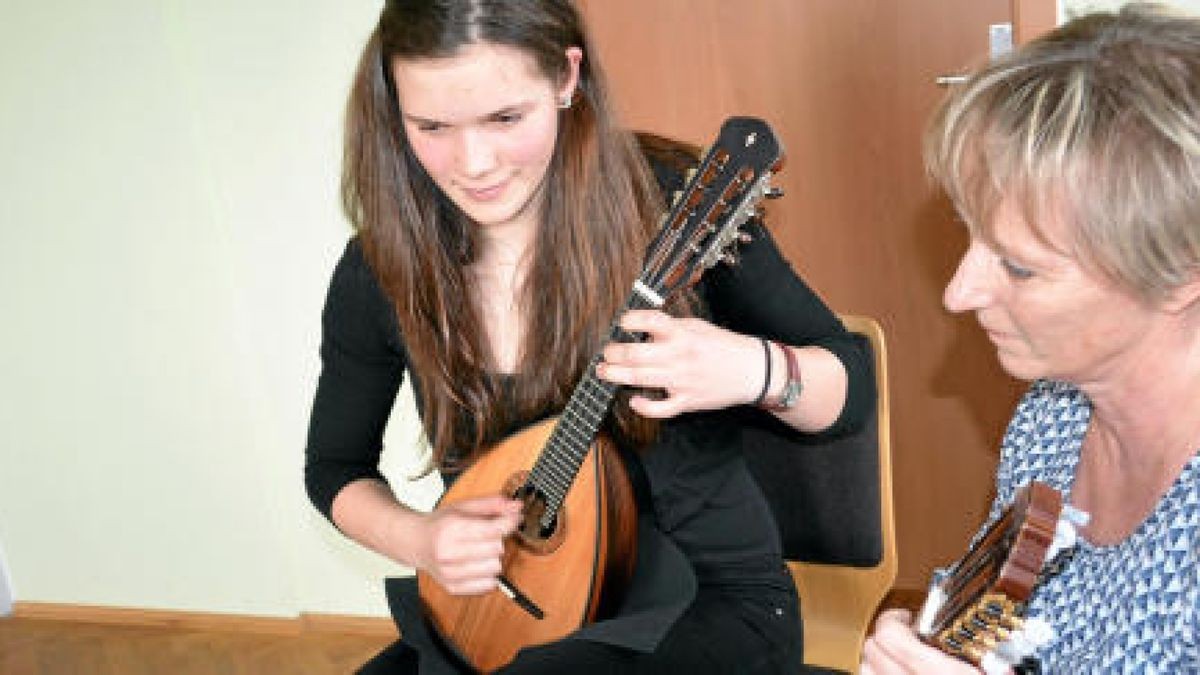 Roland-Zimmer-Musikwettbewerb: Zweiter Platz für Paula Kirchner aus ...