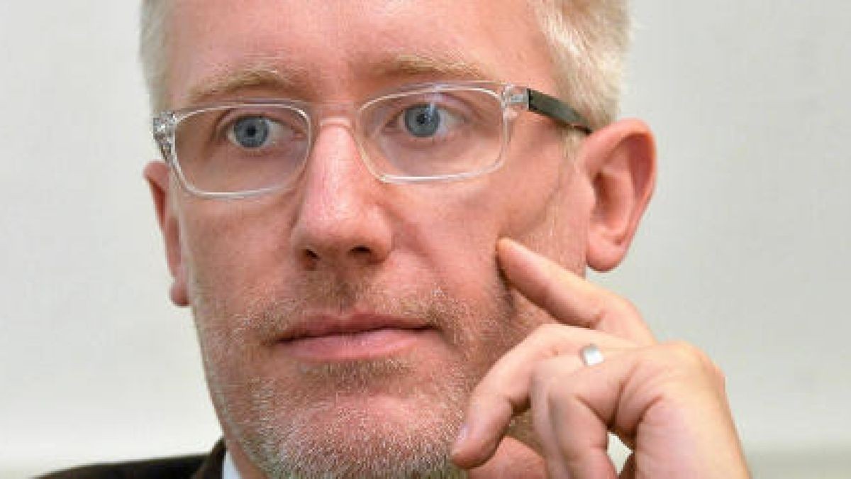 „Kritische Öffentlichkeit“: Benjamin-Immanuel Hoff zur Buchenwald ...