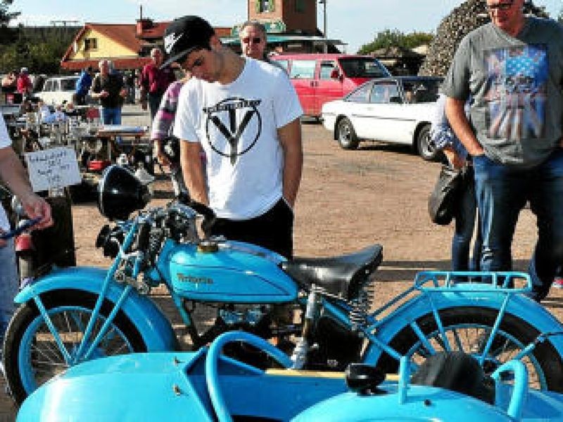 Truck-Stop eröffnet Oldtimer-Saison in Quirla