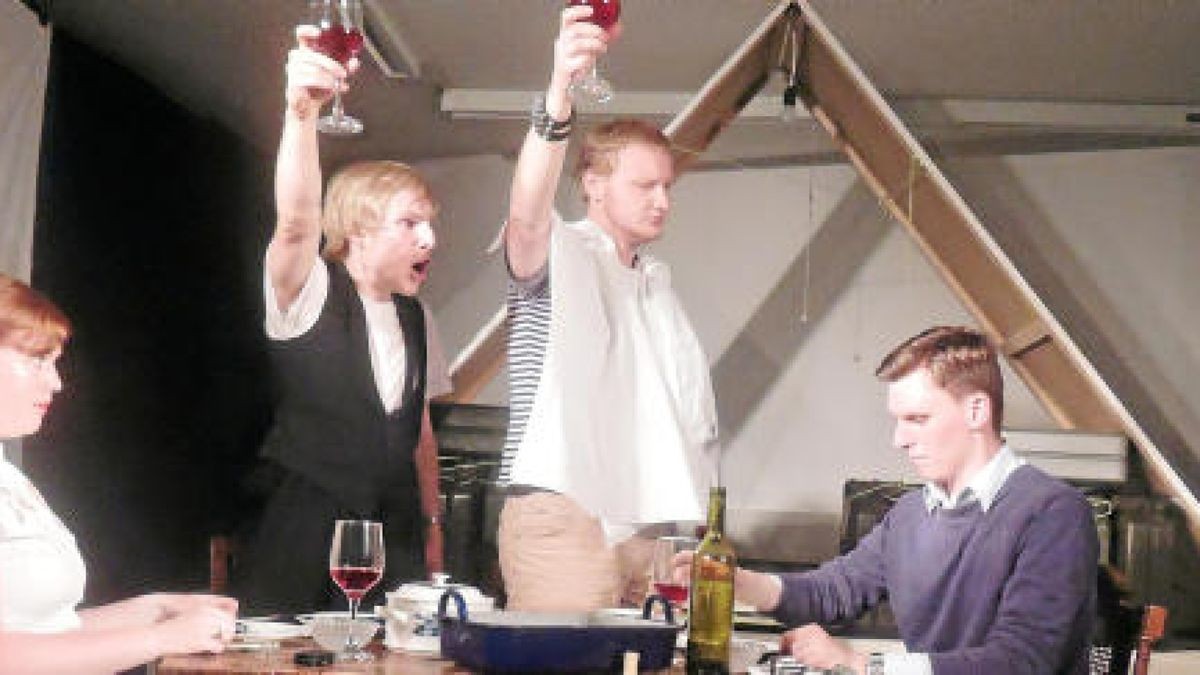 Erfolgreiche Theaterpremiere in der Universitätsbibliothek