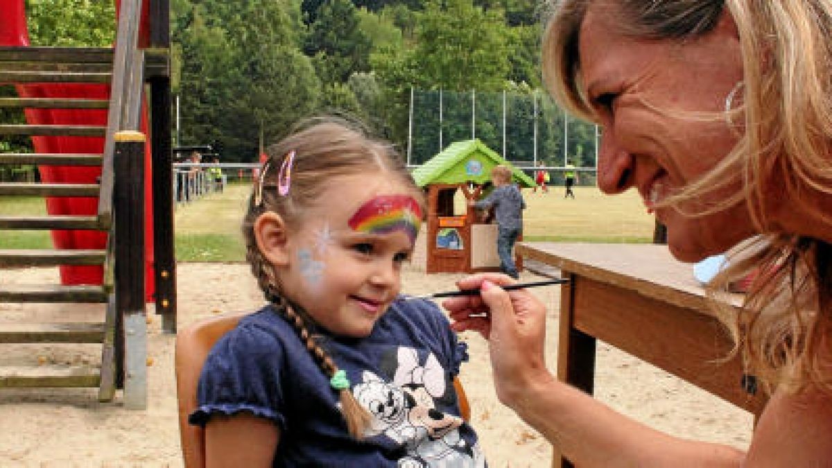 Dorf- und Kinderfest in Rauda: Kleine Gäste aus weiter Ferne