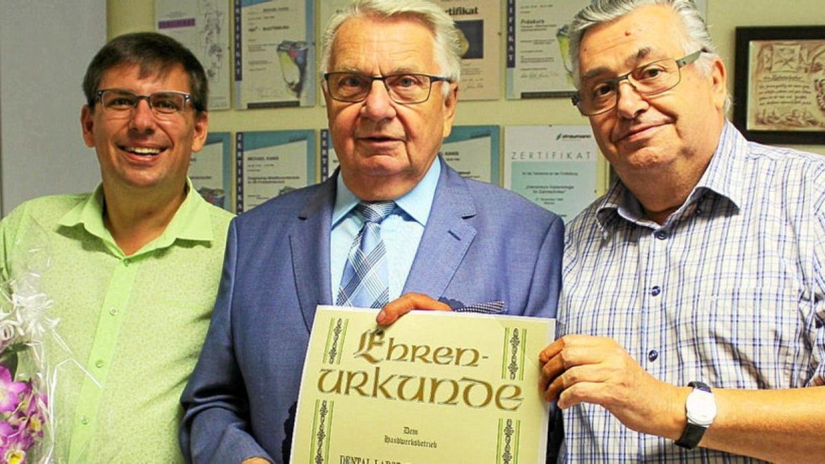75 Jahre erfolgreiche Firmengeschichte: Dental-Labor Kanis aus Greiz erhält Ehrenurkunde