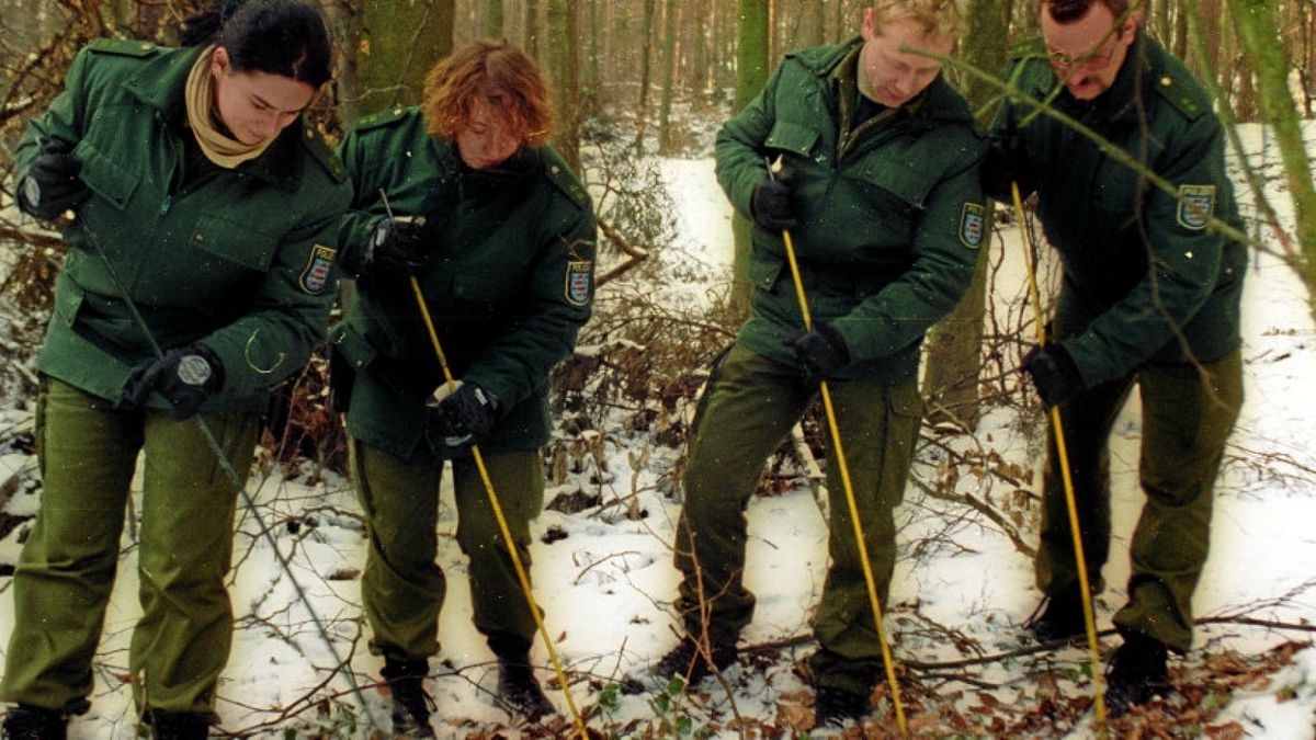 Zehnjährige in Jena ermordet: Täter läuft nach 20 Jahren noch immer ...