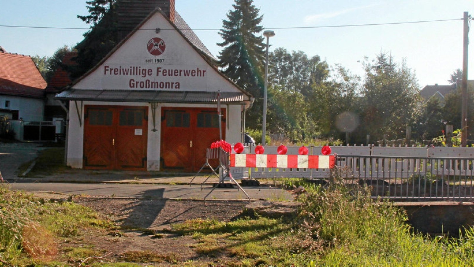 Großmonras Bürgermeisterin Katharina Sperlich: Die Brücke über den ...