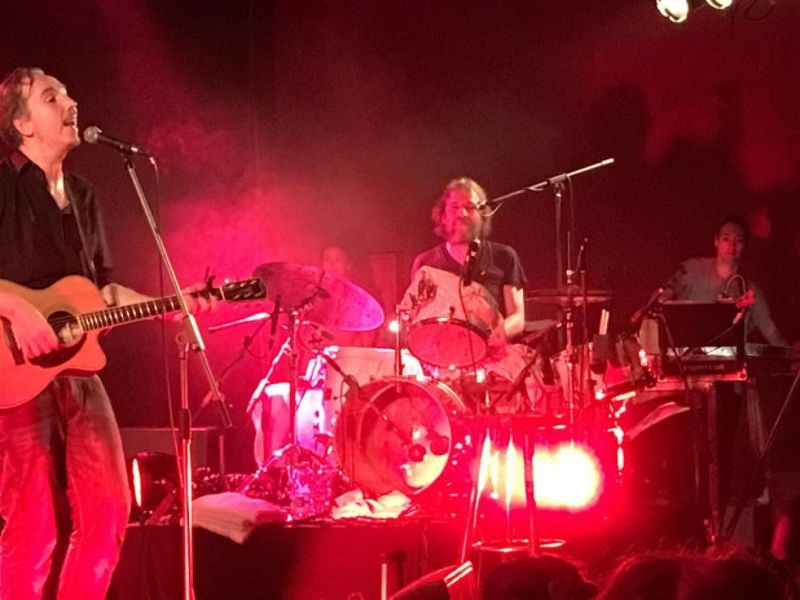 500 Fans feierten mit Olli Schulz und Band