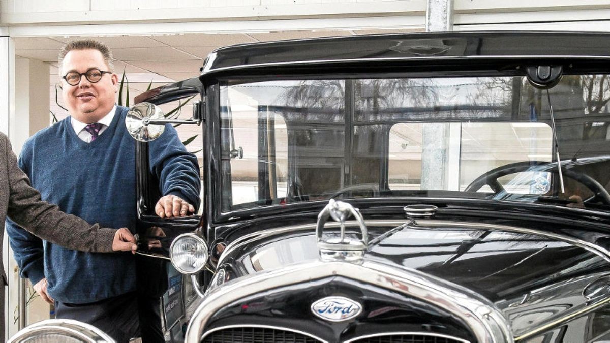 Der Junior übernimmt das Steuer