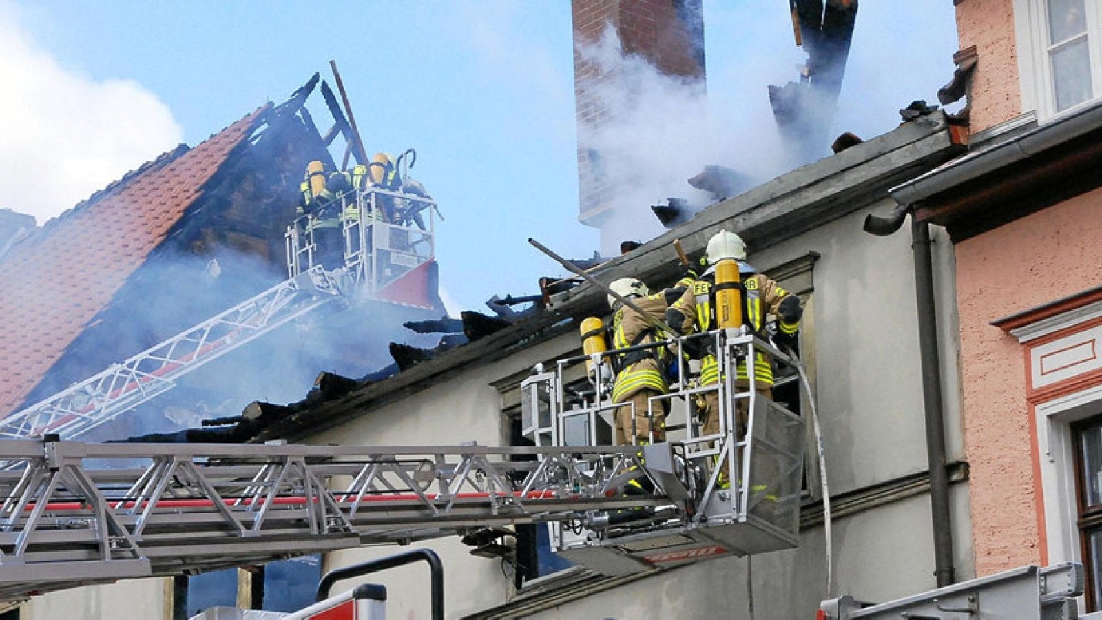 Bei einem Hausbrand in Wiehe entstand ein Schaden von 100.000 Euro