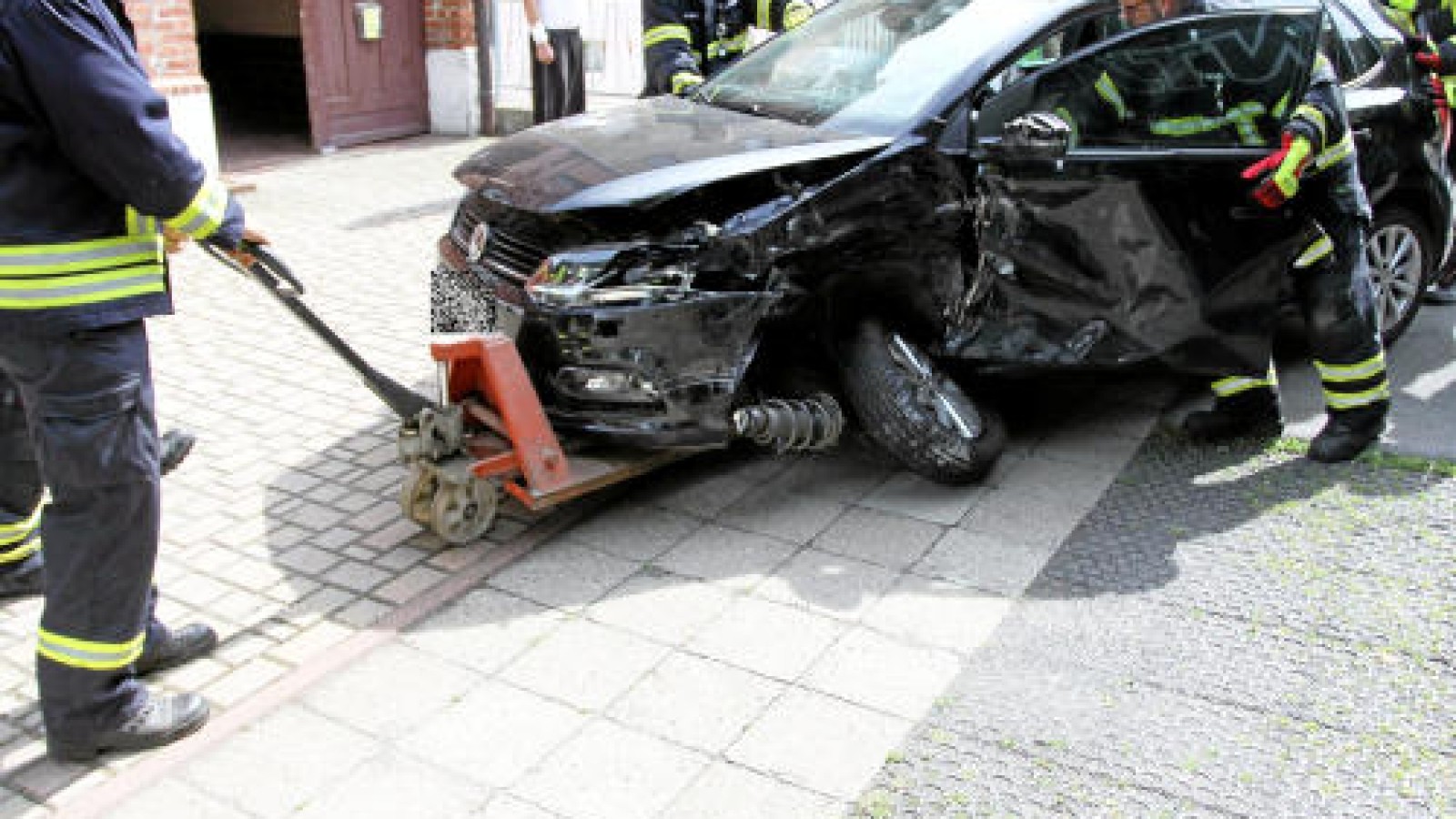 Schwerer Unfall auf der B 281