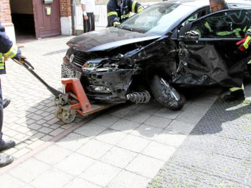 Schwerer Unfall auf der B 281