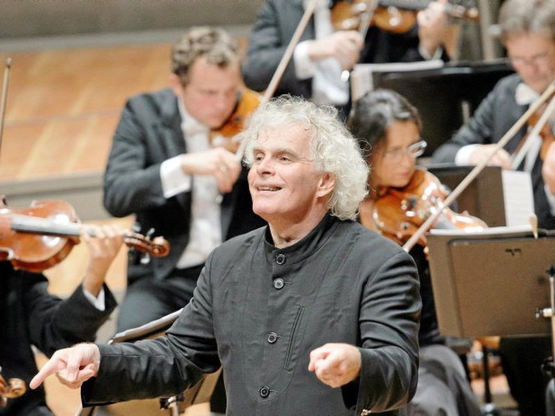 Silvester im Jenaer Kino: Simon Rattle dirigiert Dvorak und Bernstein
