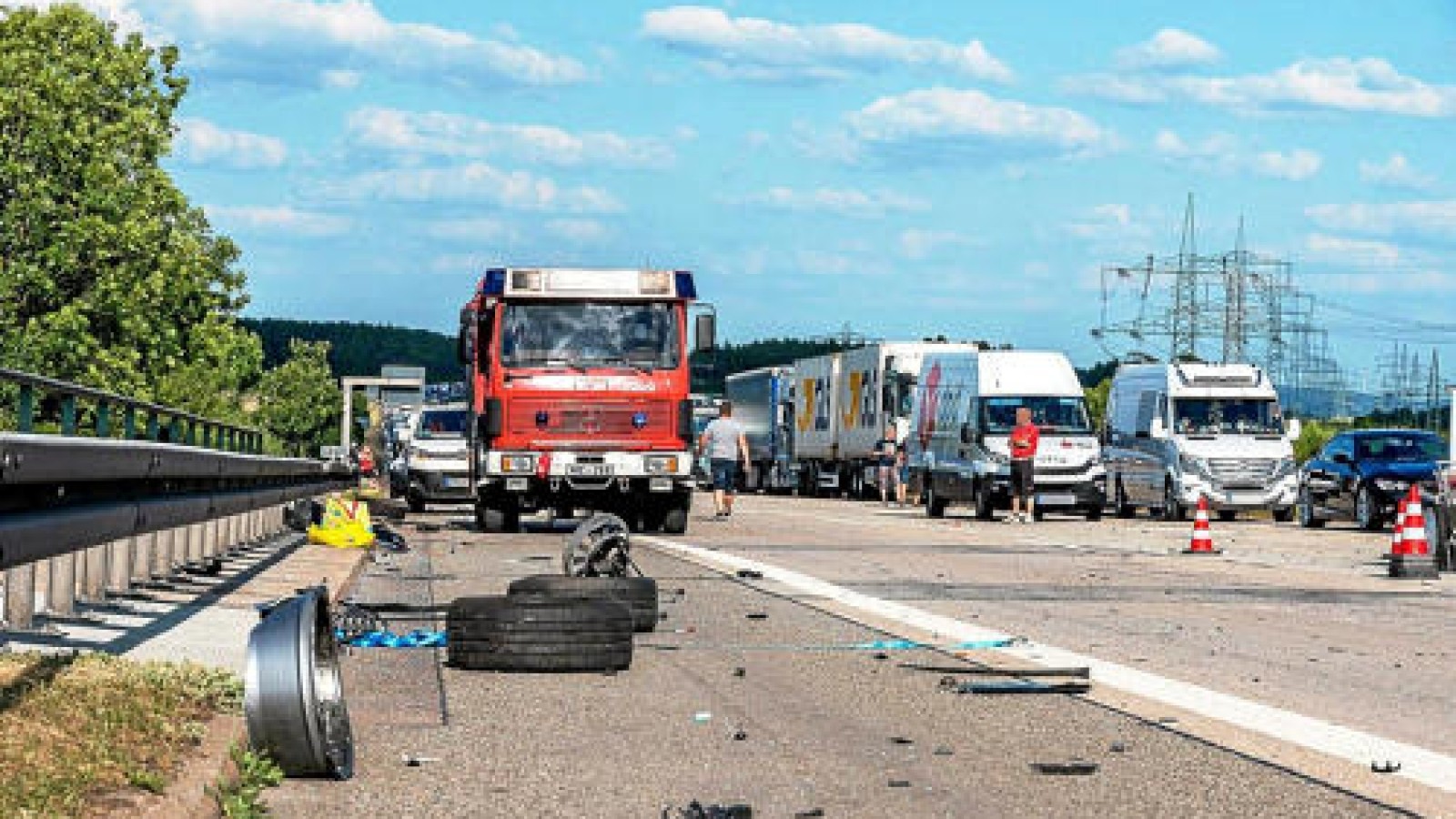 Schwerer Unfall auf A4 – Mehrere Verletzte