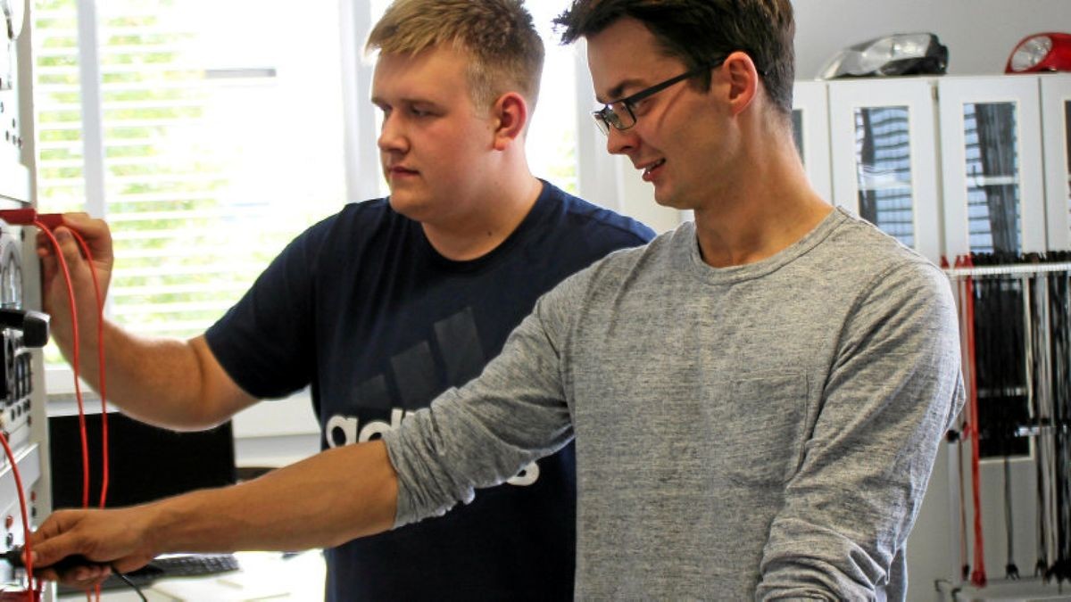 In Gera werden Spezialisten für die Autos von Morgen ausgebildet