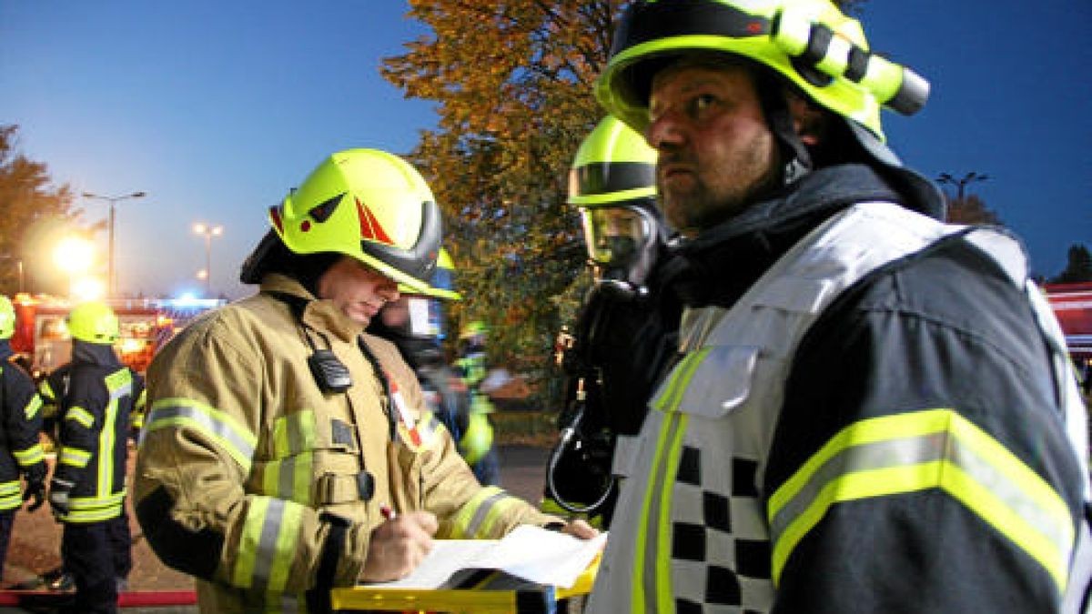 Feuerwehren von Zeulenroda üben für den Ernstfall