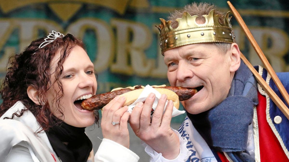 „Angrillen? Gibt‘s hier nicht“: „Rostkultur“ auf Erfurter Domplatz ...