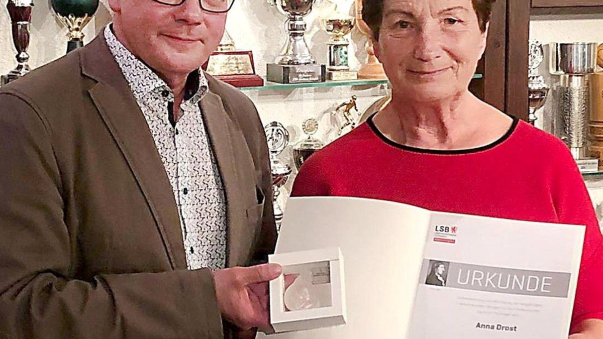 Ehrungen für Drost, Arand und Joswiak