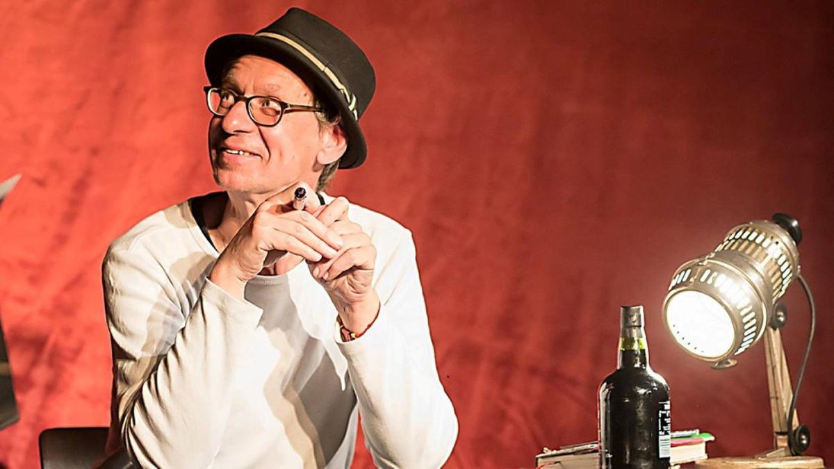 Rammstein-Keyboarder Flake bereitet Gästen in Neustadt einen spaßigen ...