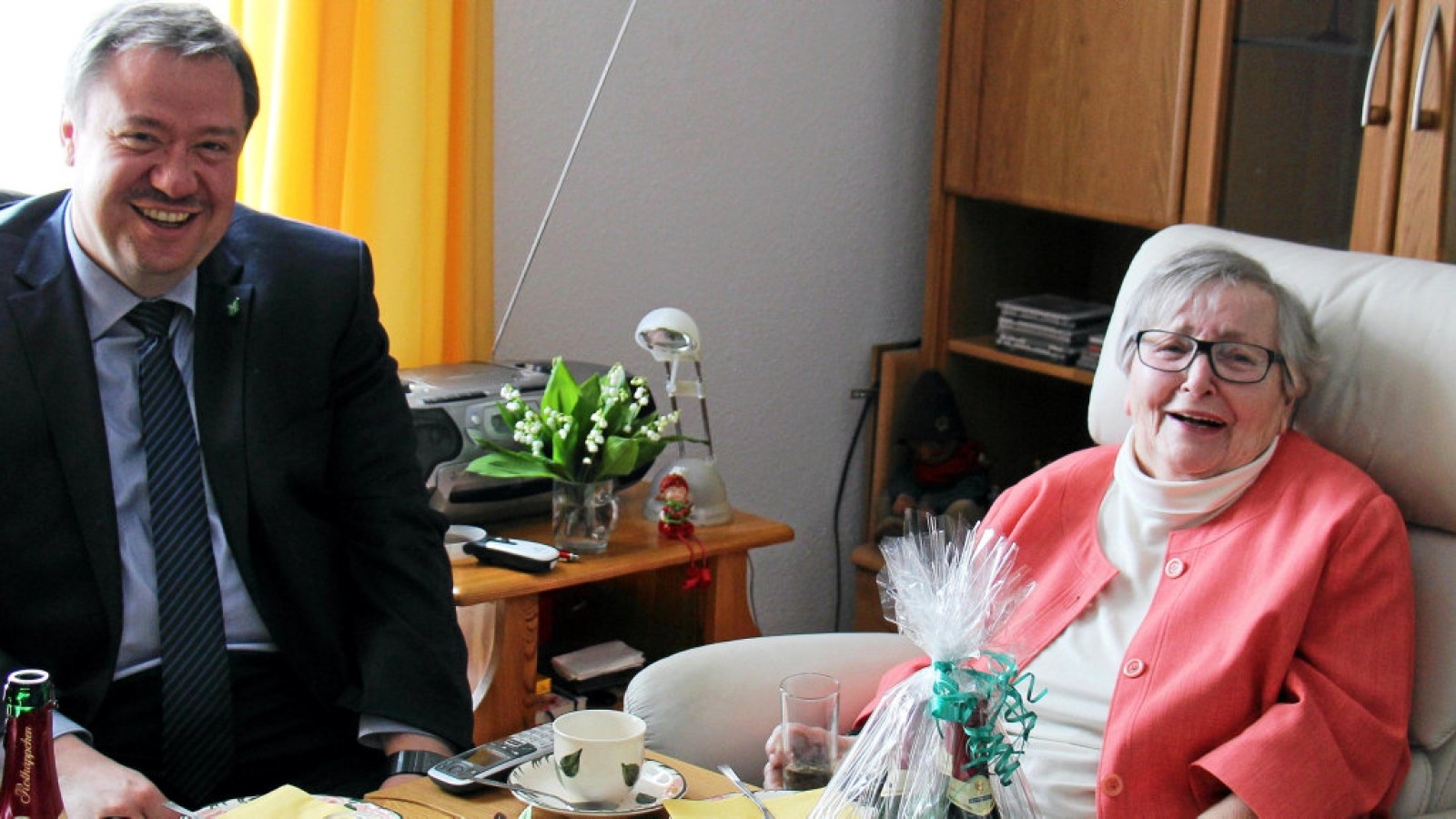 Saalfelds lustigste Kinderstimme: Leni Statz feiert 90. Geburtstag