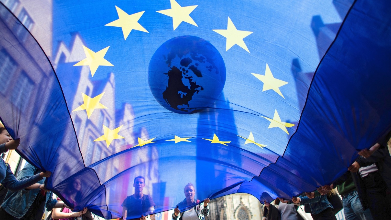 Partei-Jugend wirft CDU und SPD schwere Versäumnisse vor