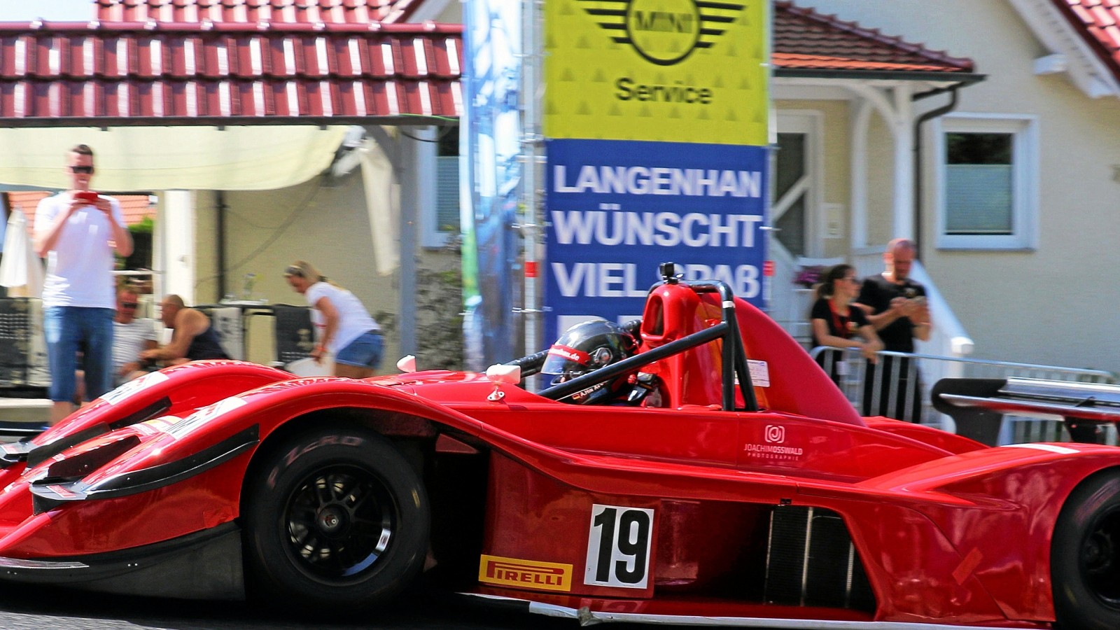 Alexander Hin glänzt mit neuem Streckenrekord