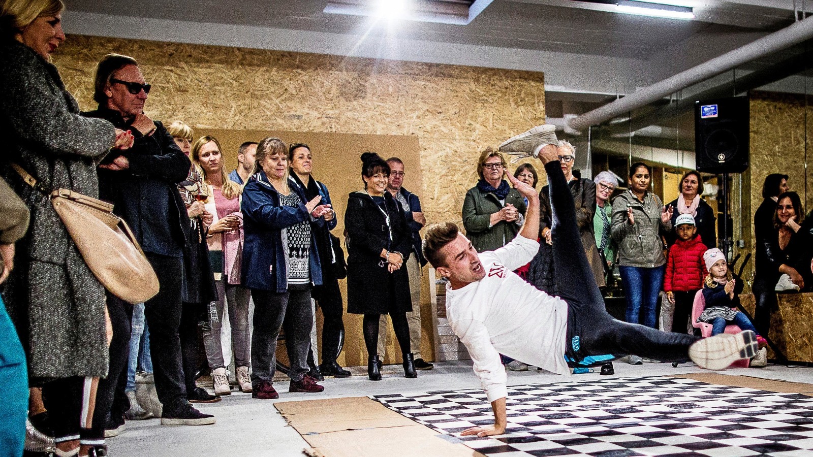 Breakdance-Weltmeister gibt Kurse im Bochumer Hauptbahnhof