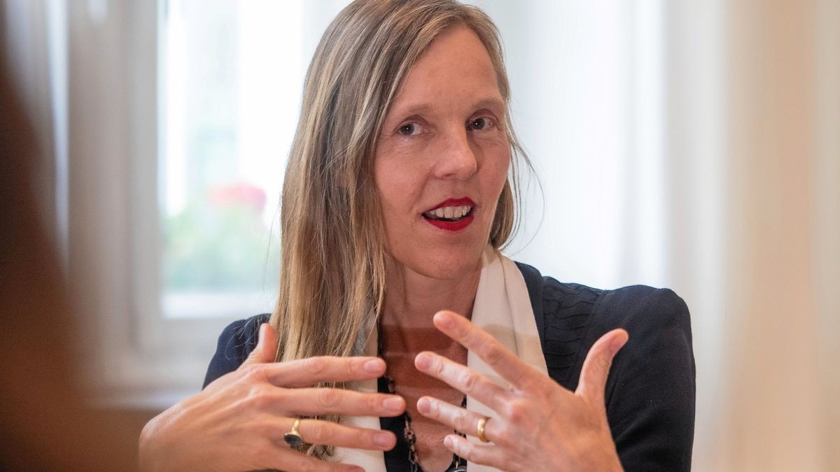 Donata Wenders liest das Licht und die Zeit mit der Kamera