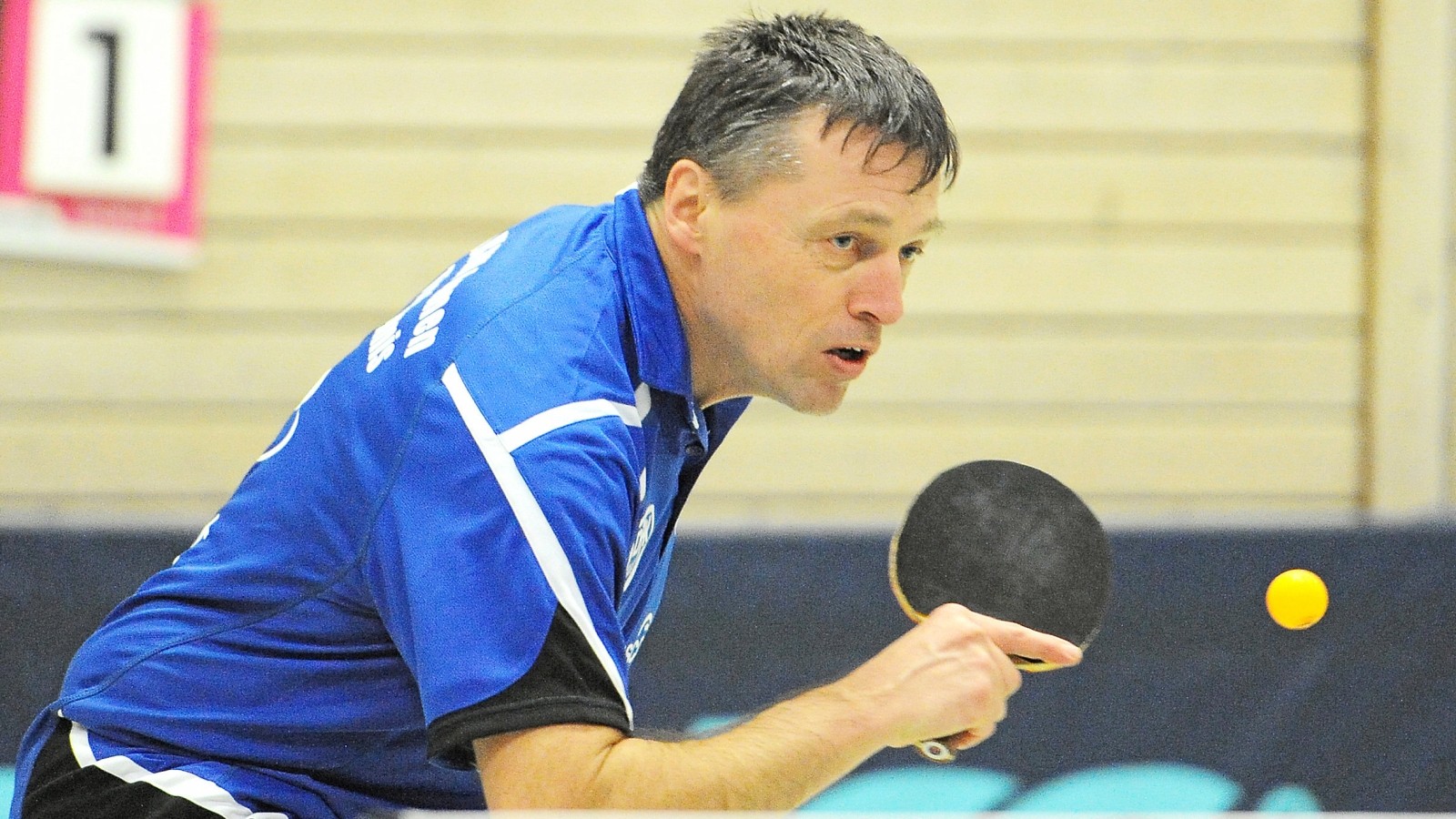 Amar Nezic feiert Debüt bei Blau-Weiß Annen