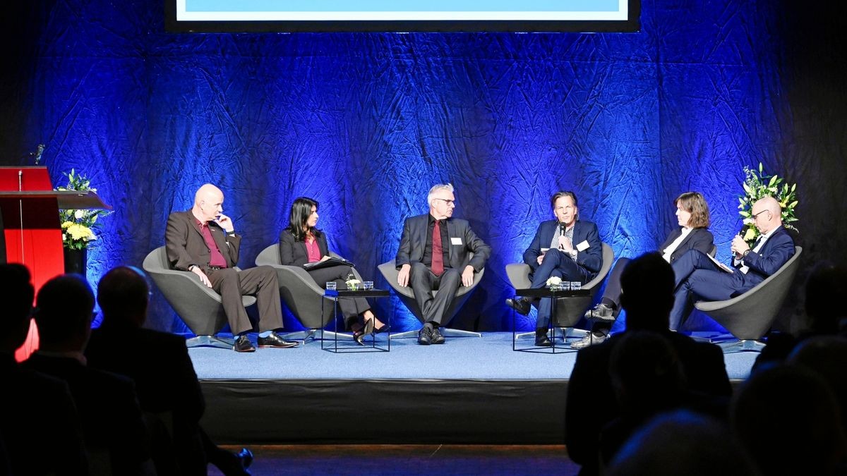 Serap Güler: „Fachkräftezuwanderungsgesetz ist Symbolik“