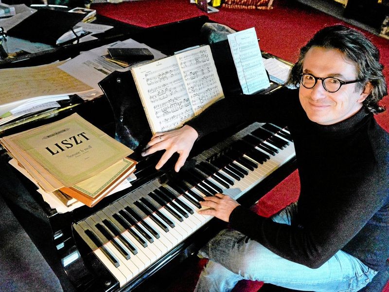 Ein Held im Halbschatten – Pianist Daniel Heide aus Weimar