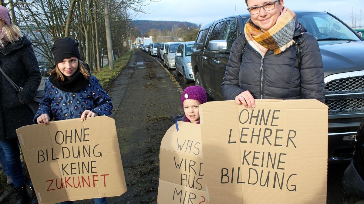80 Demonstranten fordern mehr Lehrer für Meuselwitz
