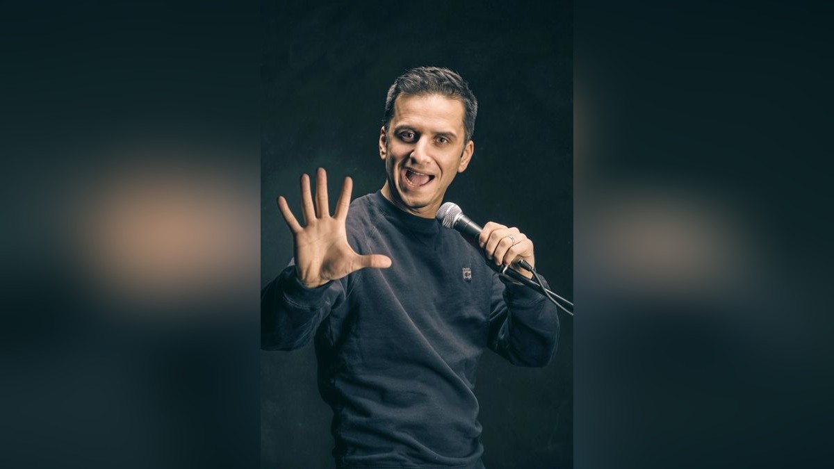 Özcan Cosar kommt mit dem Programm „Cosar Nostra“ nach Rees