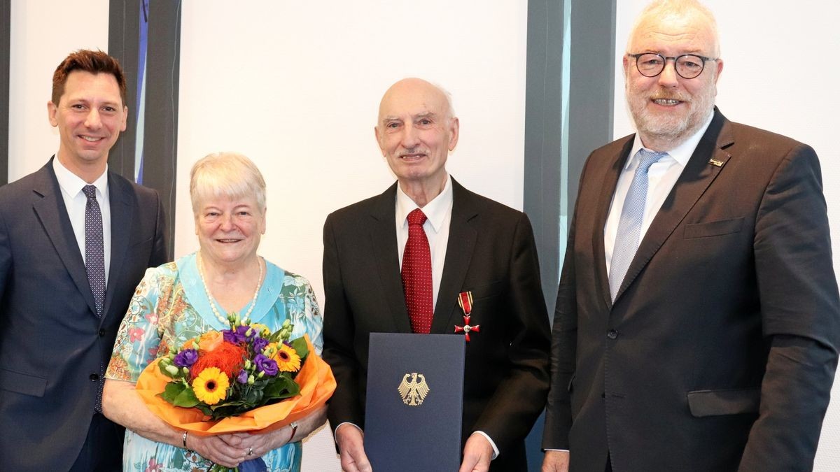 Eckhard Dippel aus Ferndorf bekommt das Bundesverdienstkreuz
