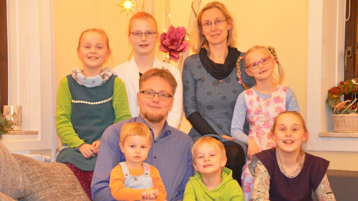 So feiern Pfarrer Weihnachten: Zwischen Krippenspiel und vegetarischem ...