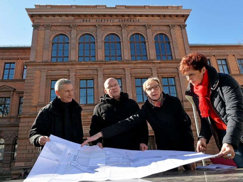 Baustart für das Freigelände rund um das Rutheneum in Gera