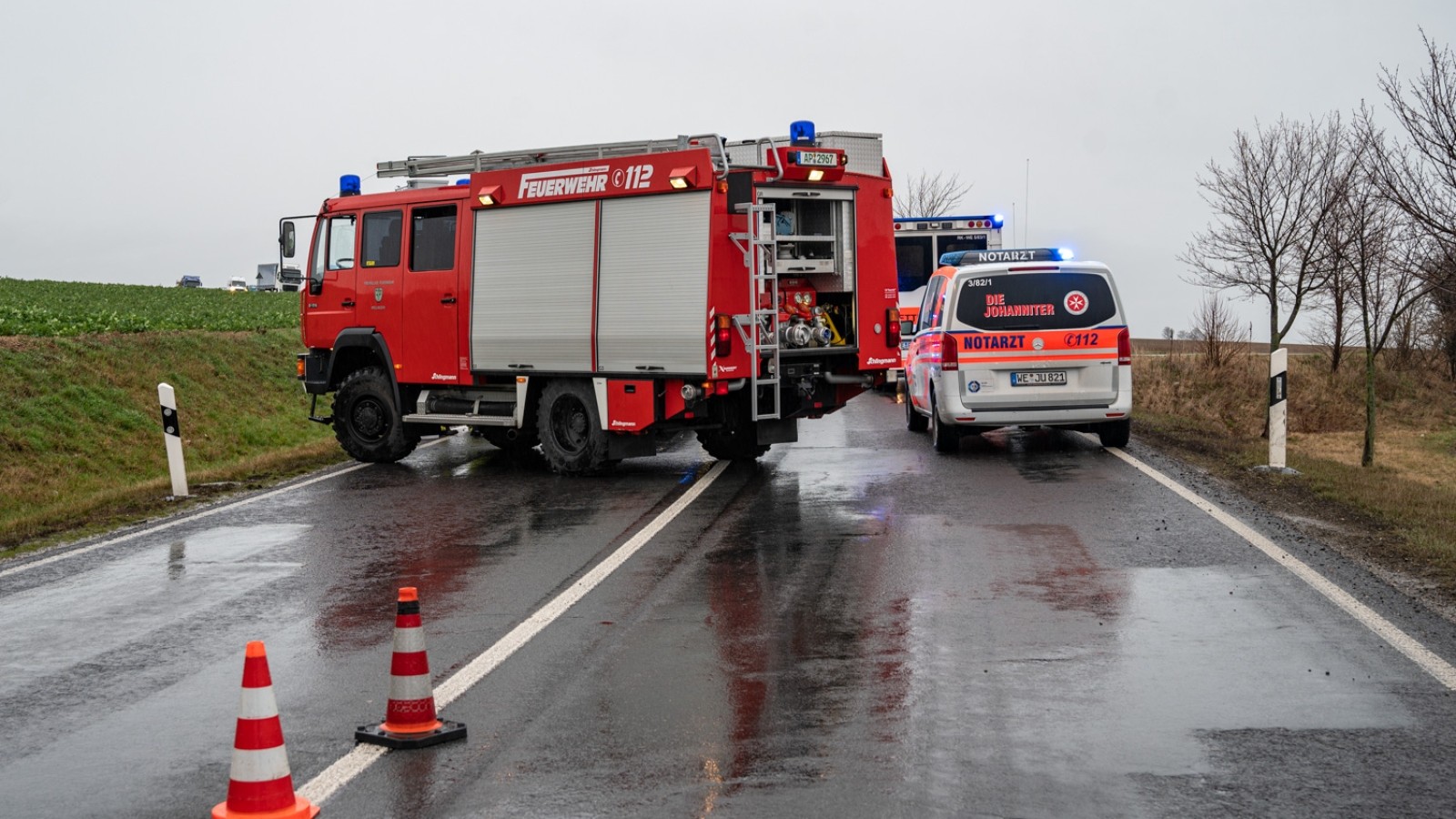 Zwei Schwerverletzte bei Unfall auf B87