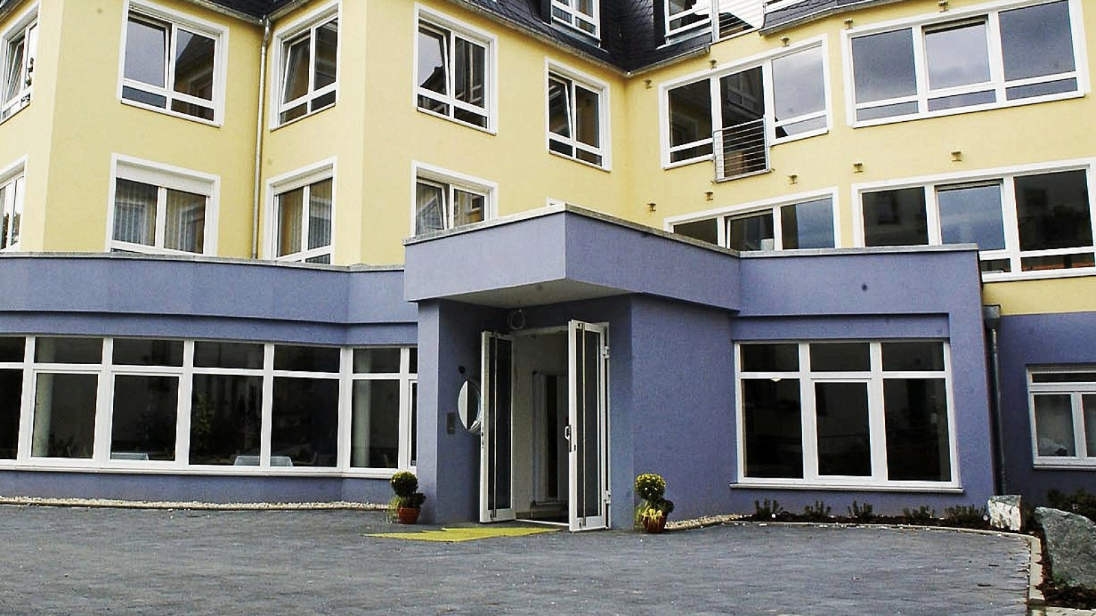 Weitere Fall beim Personal bestätigt: Seniorenresidenz in Triptis ...