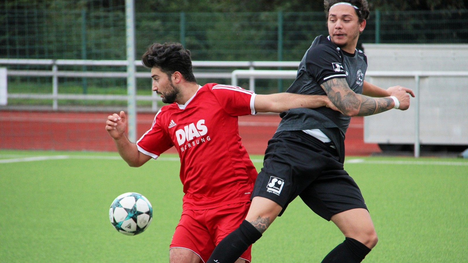 Rot-Weiß Lennestadt gelingt der Start