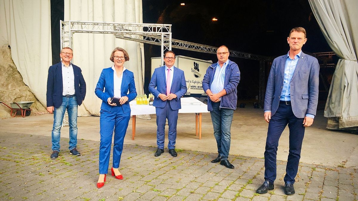 Balve wirbt bei Ministerin Scharrenbach für Geschichtspark