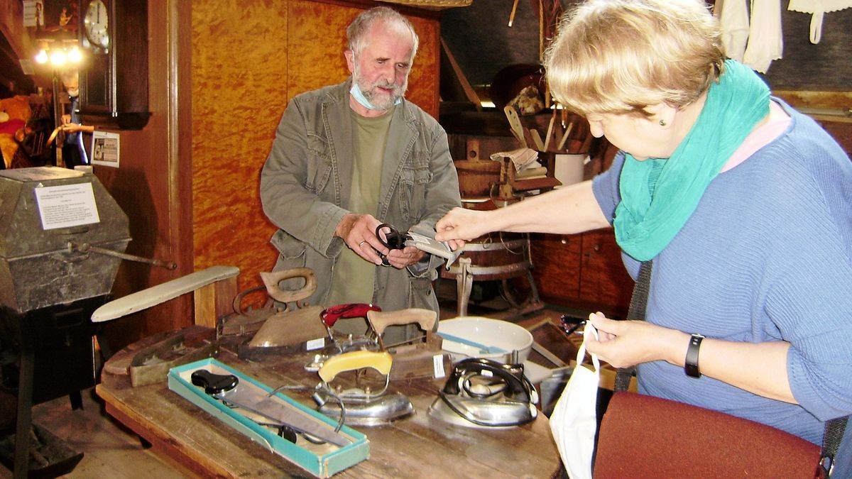 Winkelmänner begeistert über Tante-Irma-Museum in Hummelshain