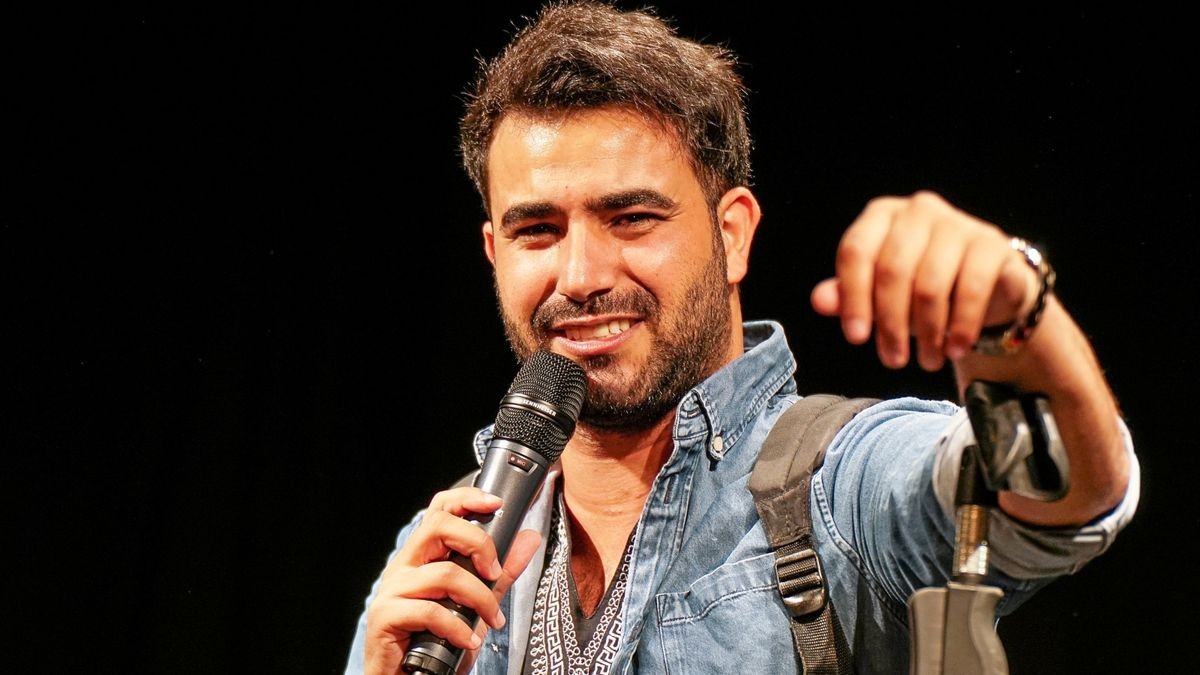 Comedian Amjad war im Kleinen Theater Herne „radikal witzig“