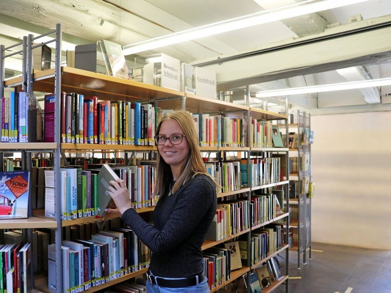 Erfurterin für ein Jahr in der Stadtbibliothek Eisenach im Einsatz
