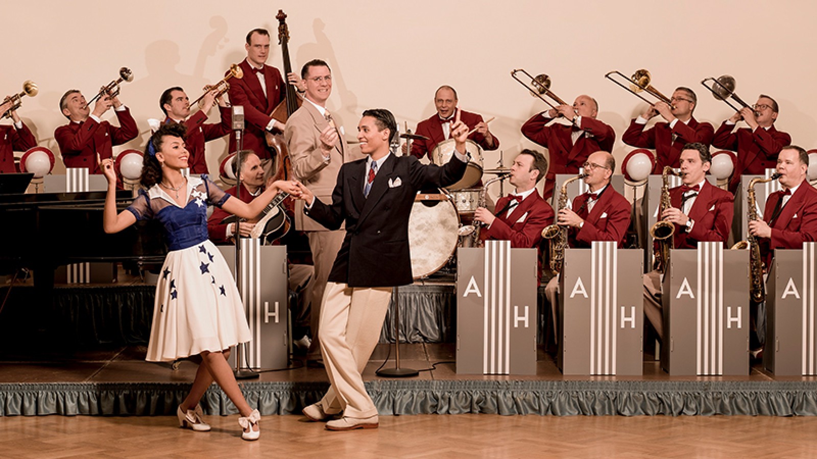 Andrej Hermlin and his Swing Dance Orchestra