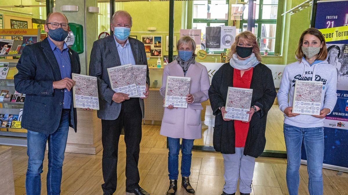 Wissensschatz in den Händen der Stadtverwaltung Apolda