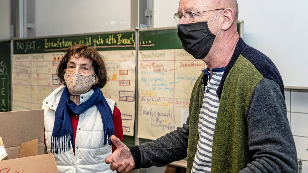 Im JAG werden Bottroper Bräuche zu Kunstobjekten