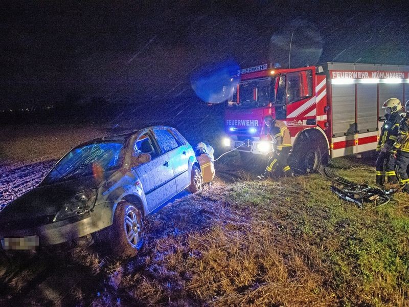 20-Jähriger wird bei Unfall nahe Mühlhausen schwer verletzt