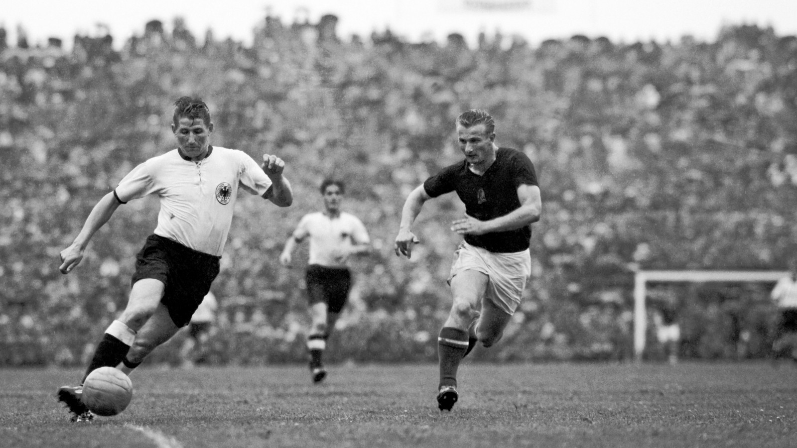 Vorbild Fußballer: Schule will Helmut-Rahn-Schule heißen