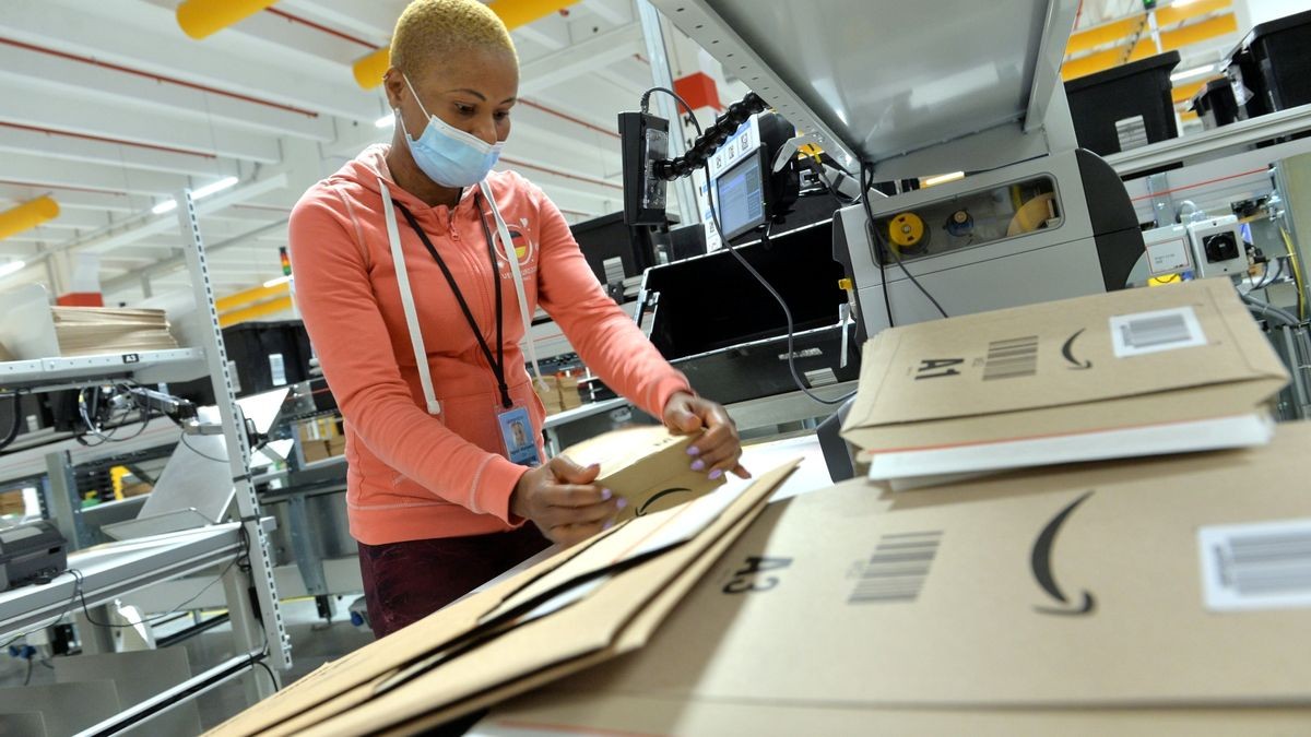 Amazon in Gera nimmt Betrieb auf