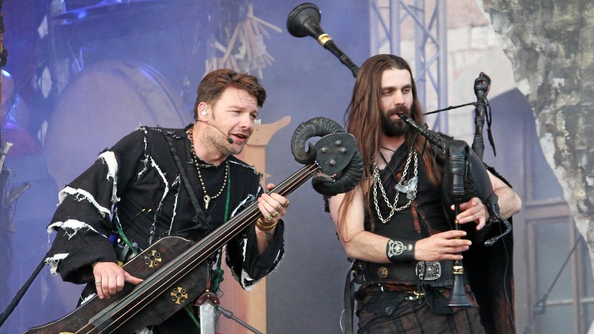 Corvus Corax spielt auf dem Gleichenstein