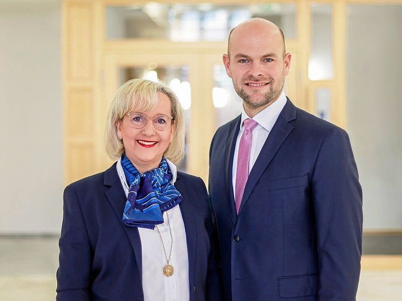 Filialumbau und neue Führung bei der Deutschen Bank Essen