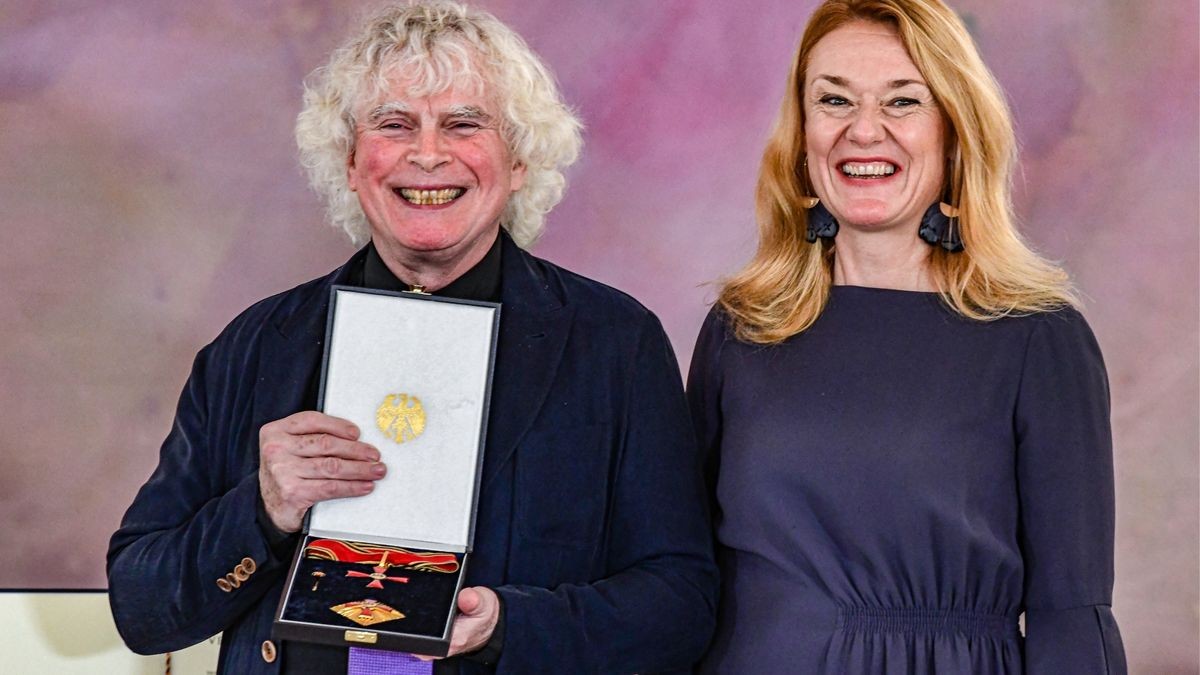 Bundesverdienstkreuz für Sir Simon Rattle